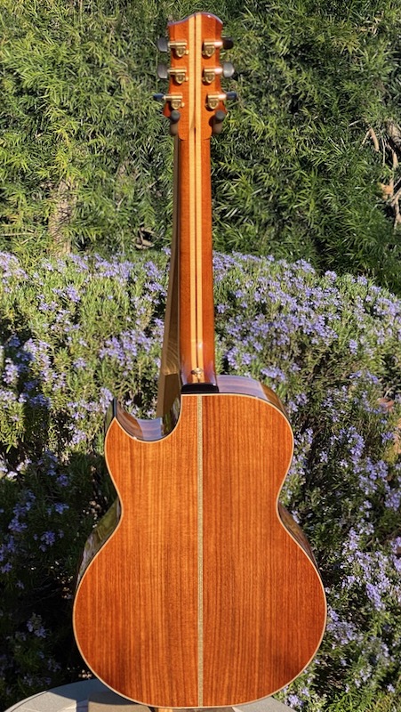 High End Used Acoustic Guitars - Available: 2000 Olson SJ #911